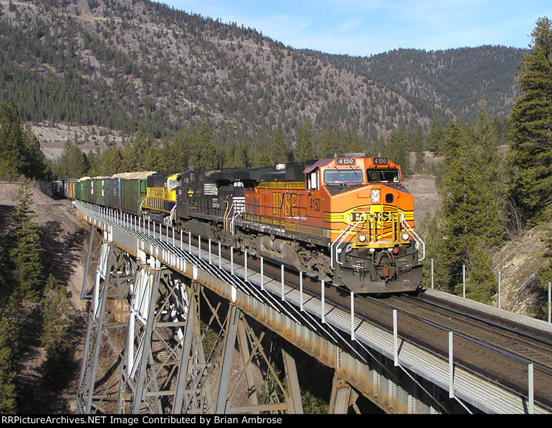 BNSF 4150 West